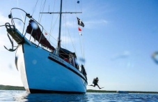 Juliet Sailing & Diving Liveaboard Review – Bahamas, Caribbean Dive ...