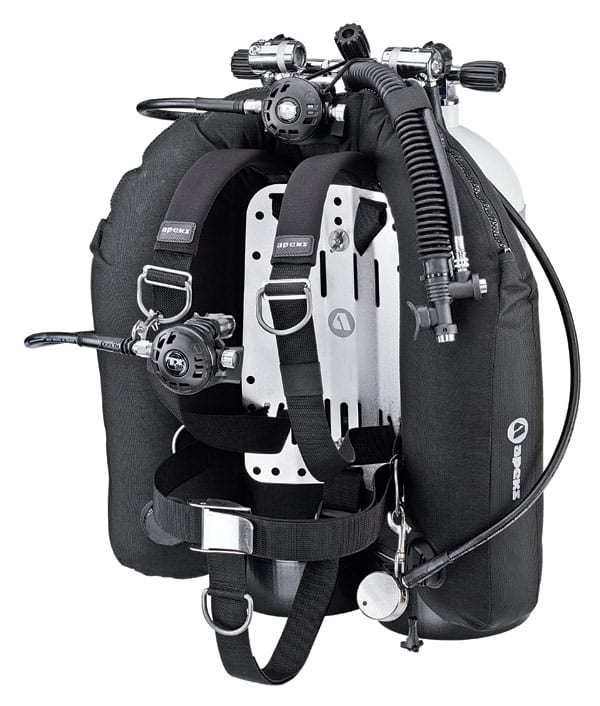 Blog: How to Choose a Buoyancy Control Device (BCD)? – Scuba Diving ...