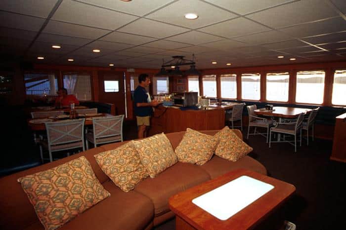 MV Belize Aggressor IV Liveaboard Review – Belize, Dive Boat Reviews