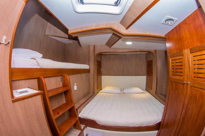 Nemo III Cruise Ship Review – Galapagos, Cruise Ship Reviews